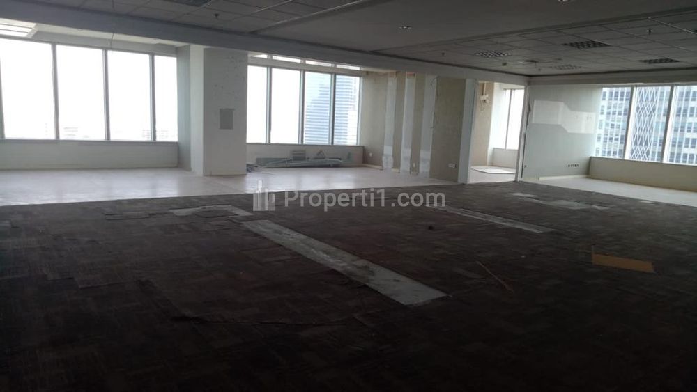 Disewakan Ruang Kantor di Gedung The East Mega Kuningan Jakarta Selatan ...