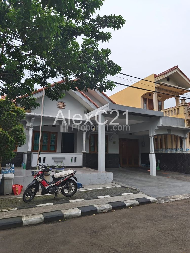 Jual Rumah Pesona Khayangan Depok Butuh Uang Pemilik Langsung Tanpa Perantara Murah